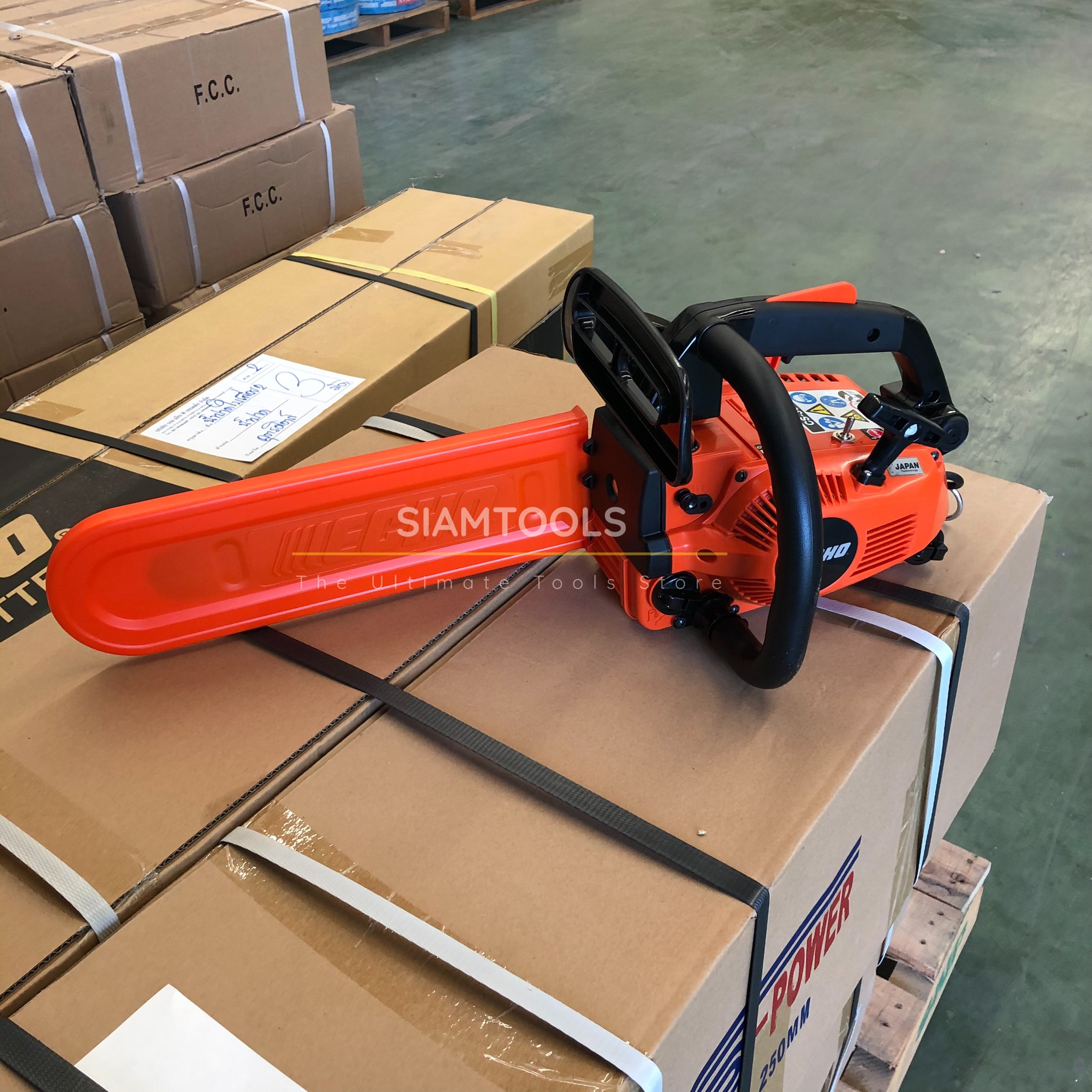 เครื่องเลื่อยยนต์ ECHO CS-3000